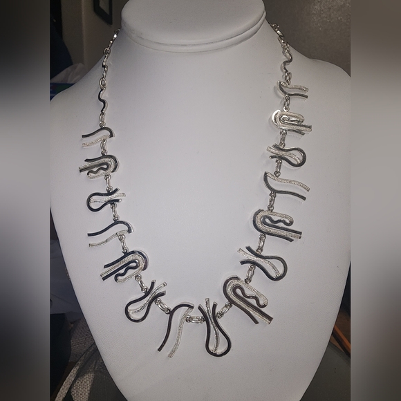 Artisan | Jewelry | Vintage Modernist Abstract 85 Silver Ribbon Link ...